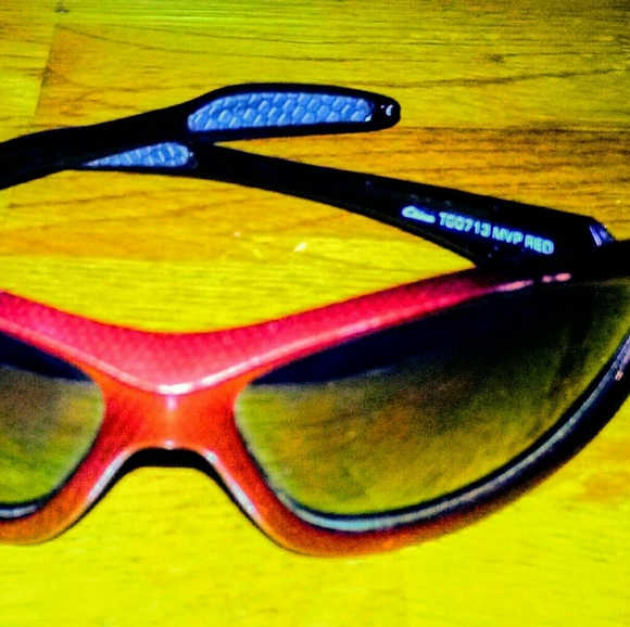 Foster Grant | Accessories | Foster Grant Mvp Red Carbon Fiber ...